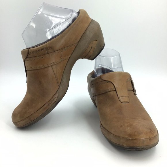 Merrell | Shoes | Merrell Womens Size 85 Leather Clogs Brown Brindle ...